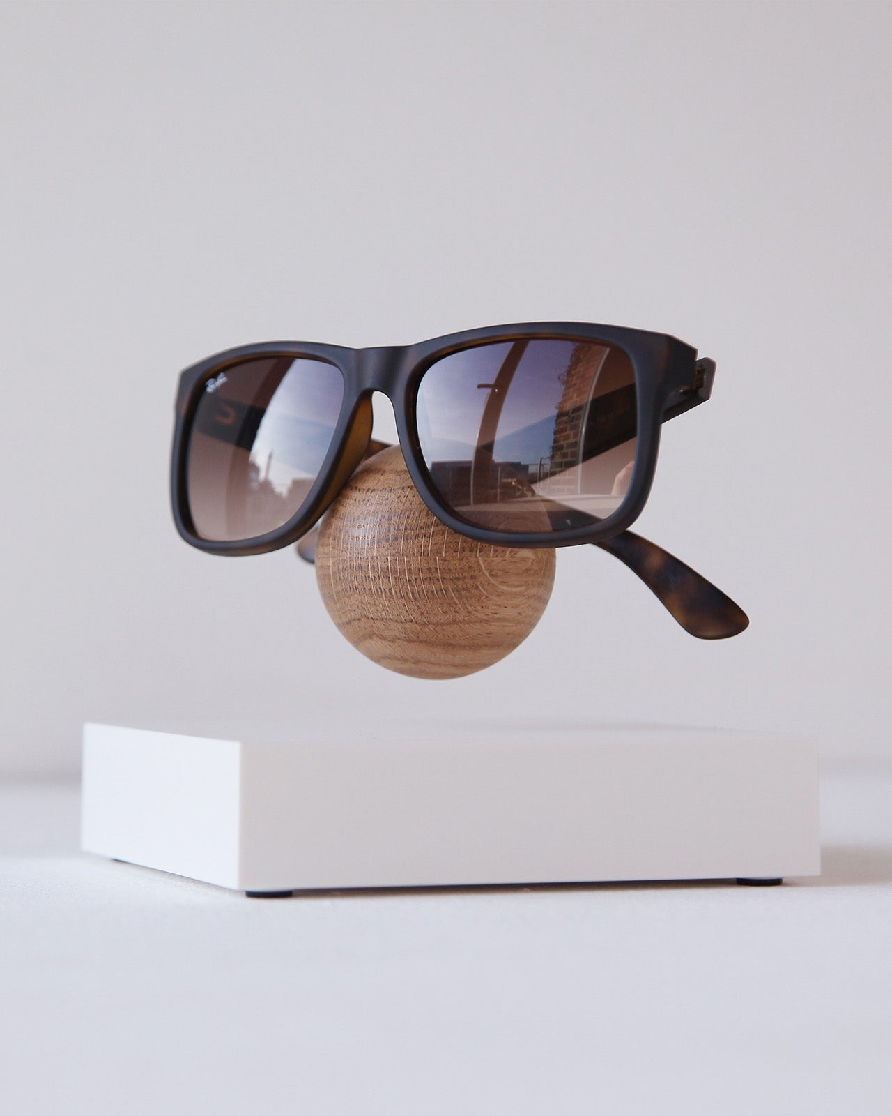 ORB – LOOMA